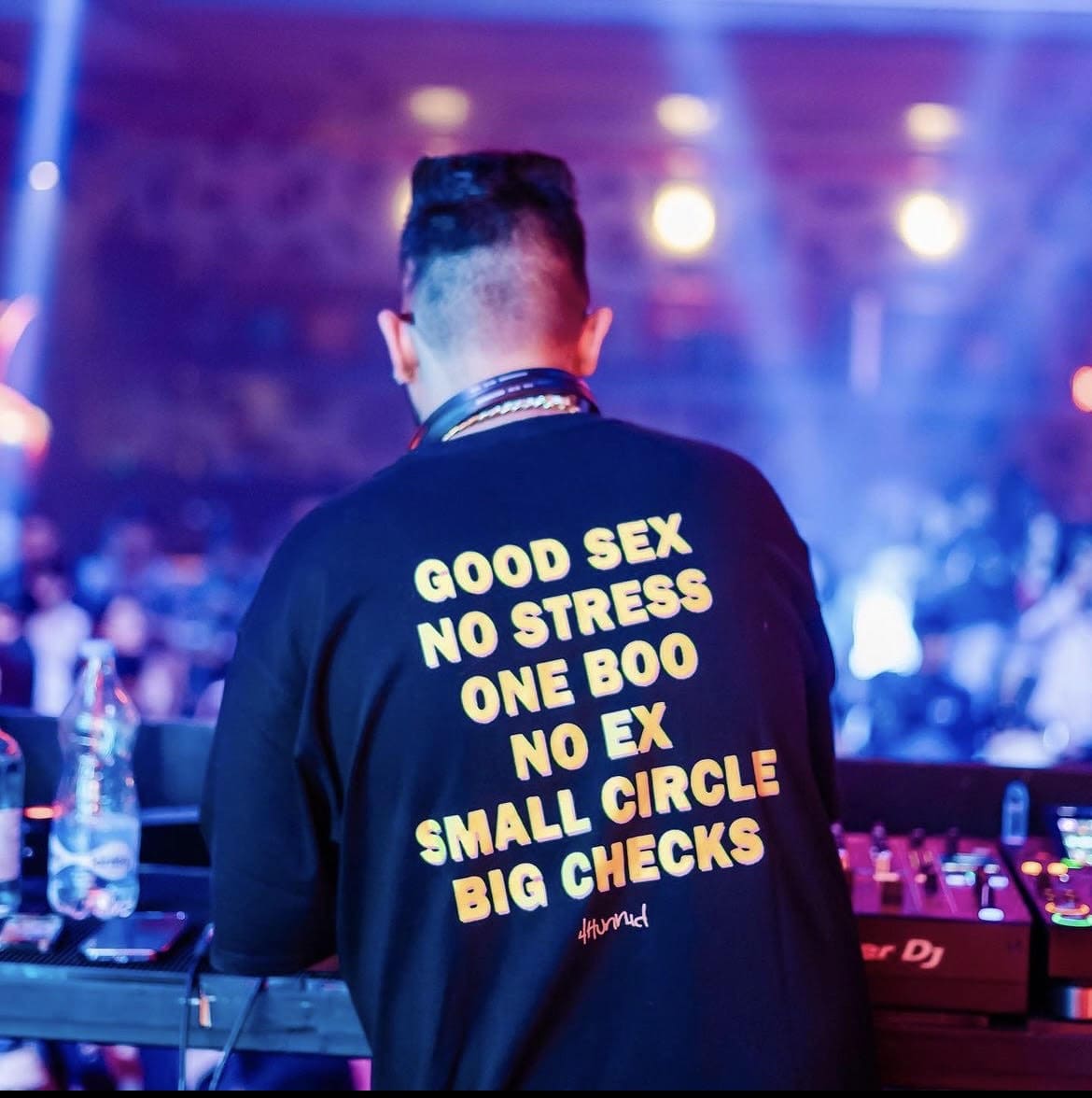 No Stress One Boo Oversized Black T-shirt – Teegram.in